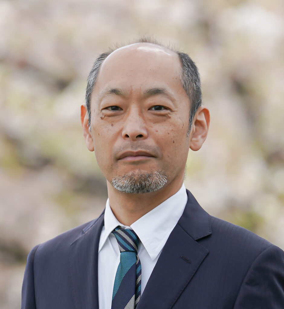 Biography | Hiroyuki Yamamoto